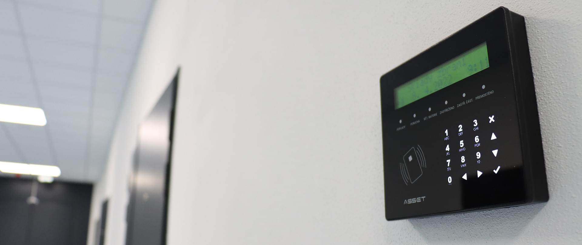 Čtečky a ovládací panely ASSET | Trade FIDES